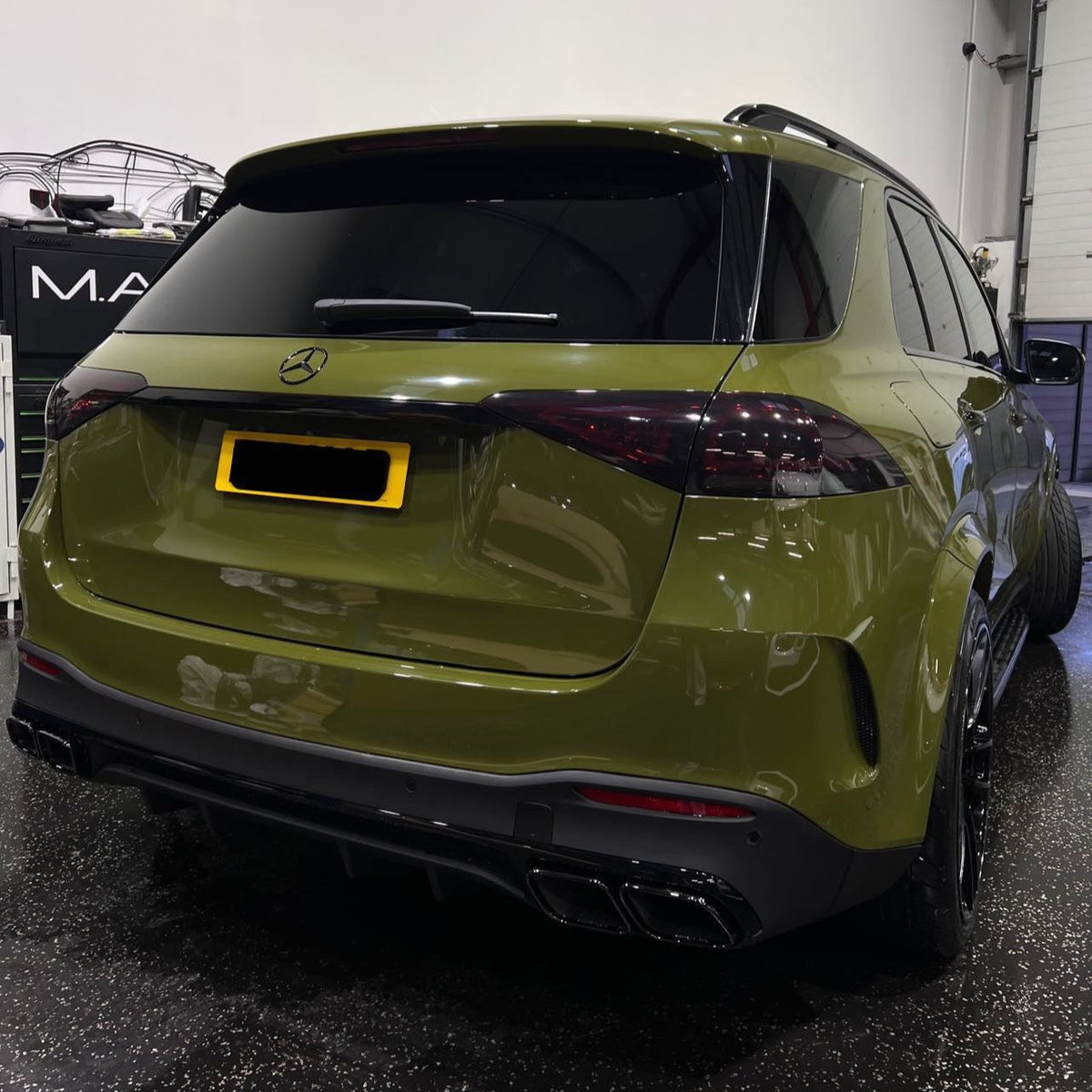 Mercedes GLE W167 Diffuser Gloss Black Brabus Style – Carbon Accents